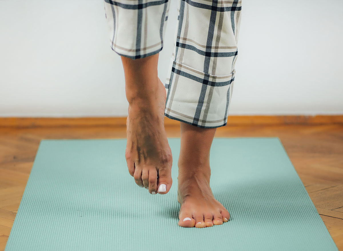 If You Can Balance on One Leg for This Long, Your Stability Is Exceptional