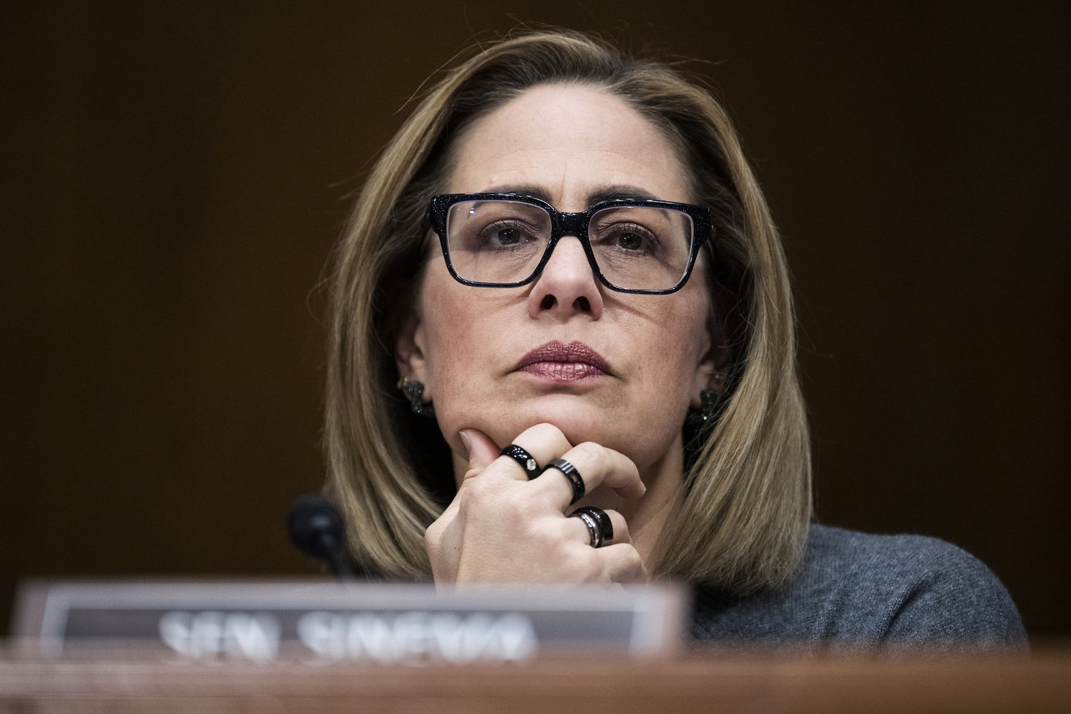 Kyrsten Sinema's campaign spending report includes a Saudi hotel and ...