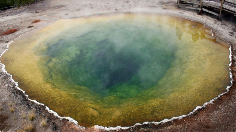 Magma found under volcanoes thought dormant in the Cascade Range