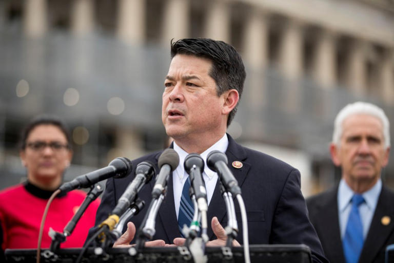 Former US House Rep. TJ Cox pleads guilty to wire fraud Former US House Rep. TJ Cox pleads guilty to wire fraud
