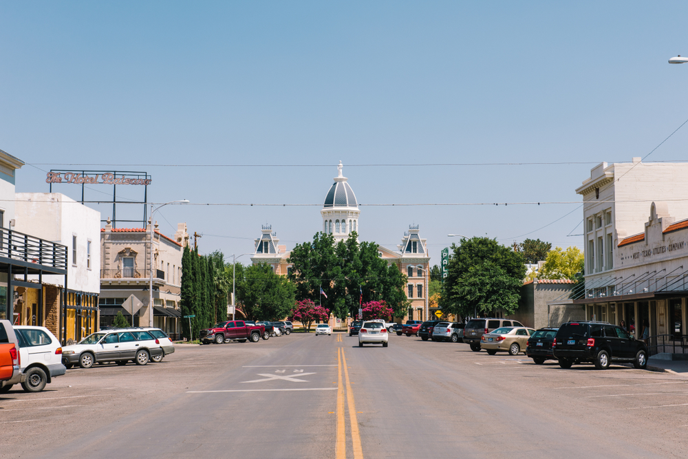 This Eccentric Texas Town Has Ghost Lights, Loads of Art, and a Prada ...