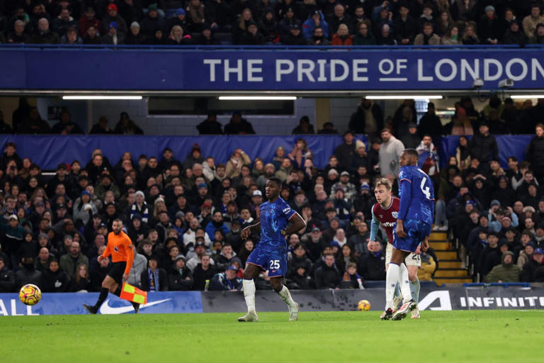 Chelsea v West Ham LIVE: Premier League result and reaction as own goal ...