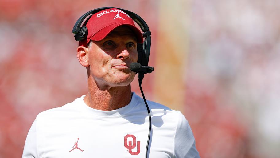 5 college football coaches who will be on the hot seat with a bad 2025 ...