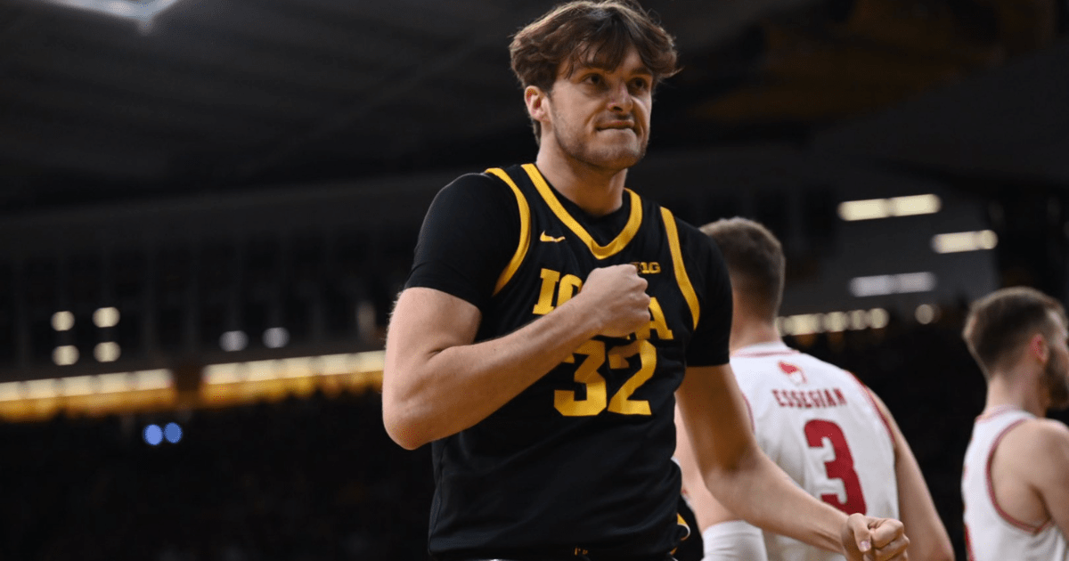 Owen Freeman injury update: Iowa star out for season with finger surgery