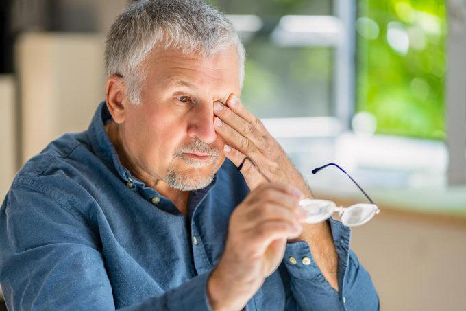 10 Warning Signs of Mold Toxicity, According to an Air Quality Expert