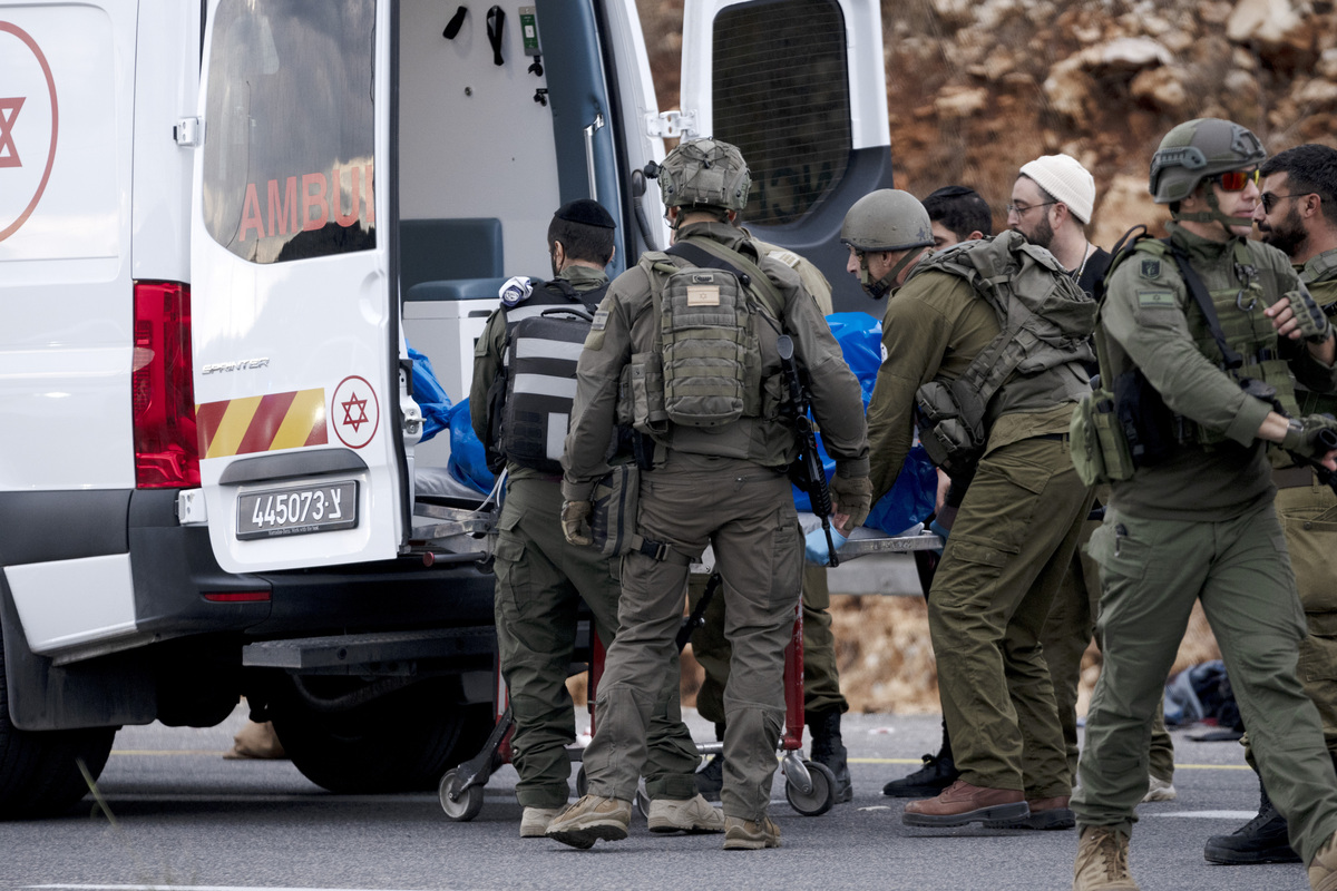 Cisgiordania massacrata dalle bombe di Israele, ma Netanyahu si immola ...