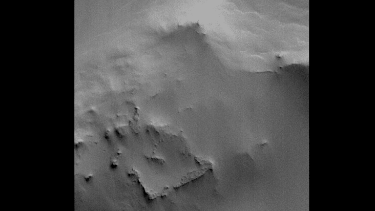 Why Is Everyone Talking About The "Square Structure" Captured On Mars?