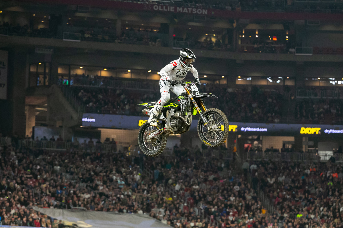 Jordon Smith Stamps Triumph's First Supercross Victory! Glendale ...