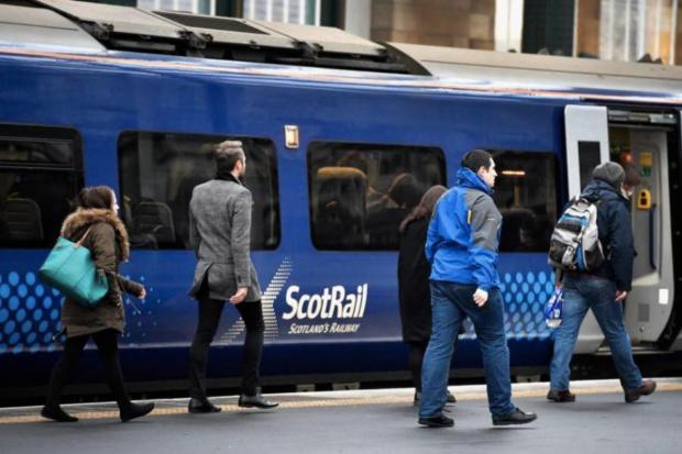 ScotRail issues important Christmas service update for Glasgow commuters