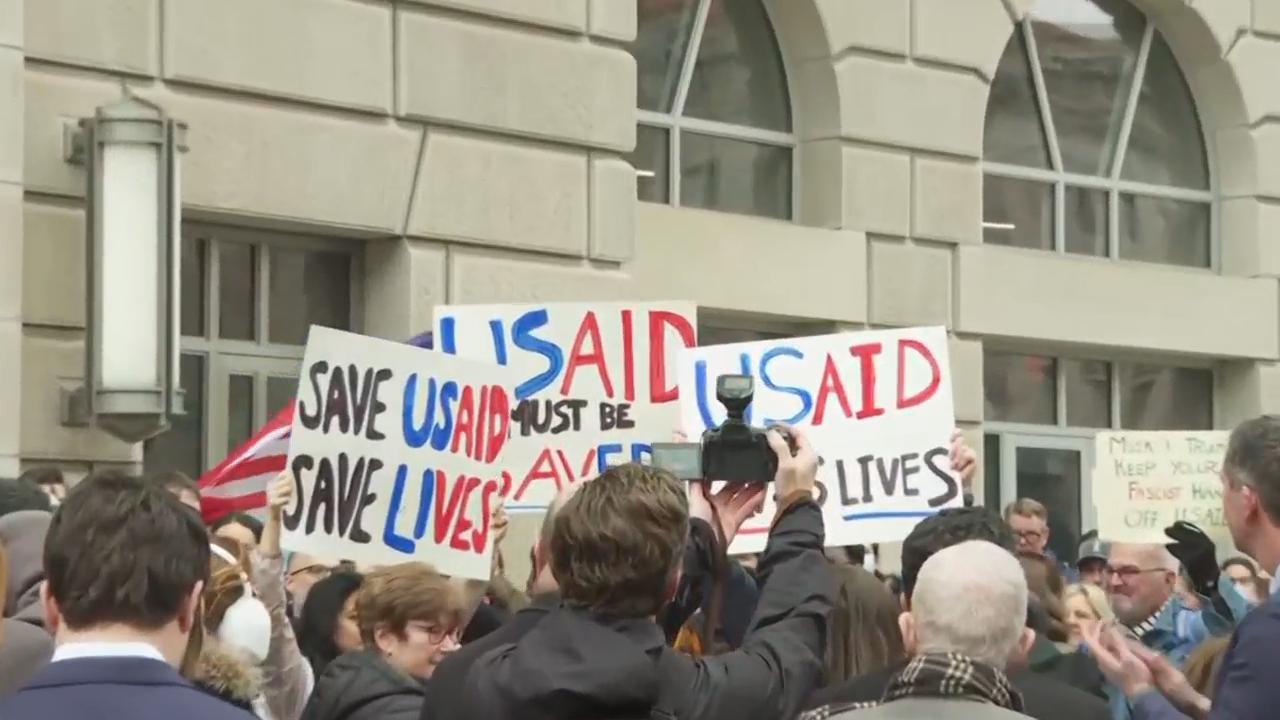 Democratic lawmakers protest moves to shutdown USAID