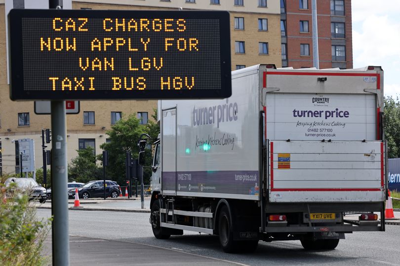 North East taxi drivers call for Newcastle Clean Air Zone U-turn on ...