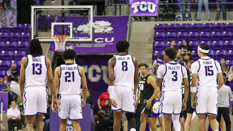 Men’s Basketball: Punch Scores a Career-High and Leads the Frogs Over ...