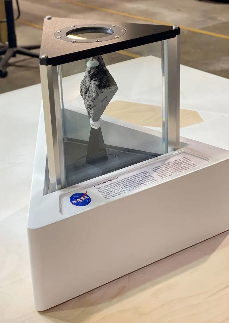Trump administration removes Apollo moon rock from White House Oval Office