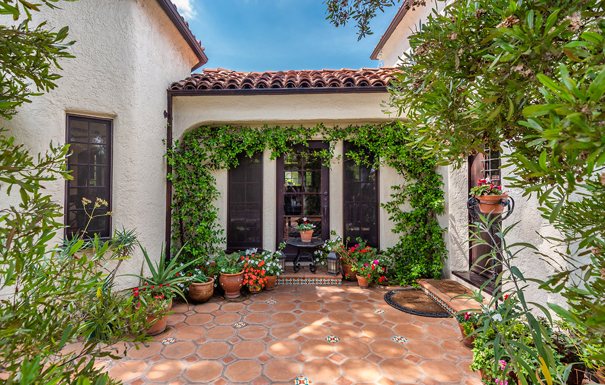 Linda Lavin's L.A. House in Photos