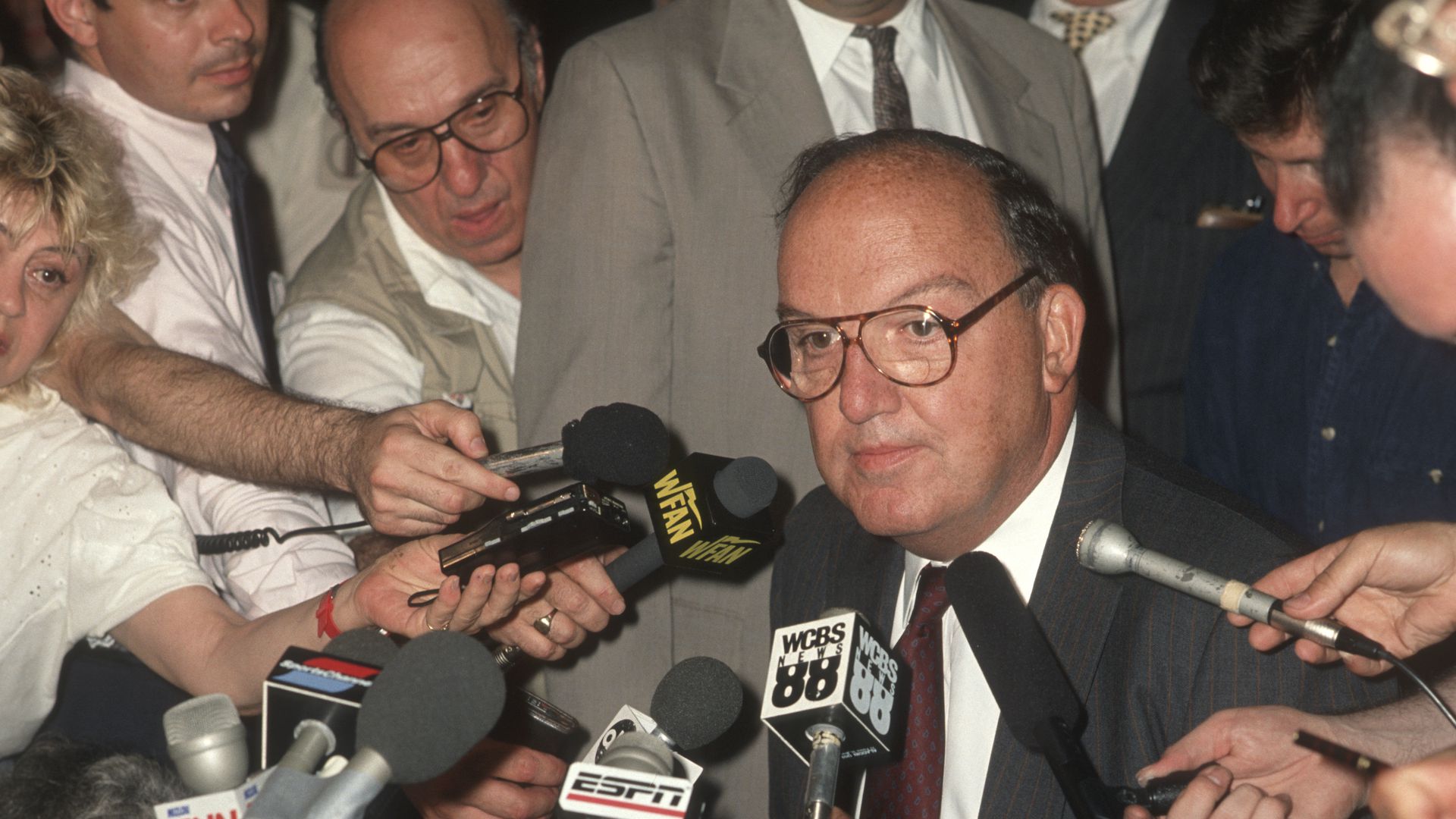 Fay Vincent, former MLB commissioner, dies at 86