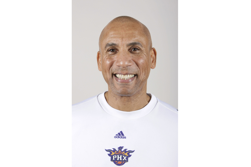 John Shumate, who helped Notre Dame end UCLA's 88-game win streak, dies ...