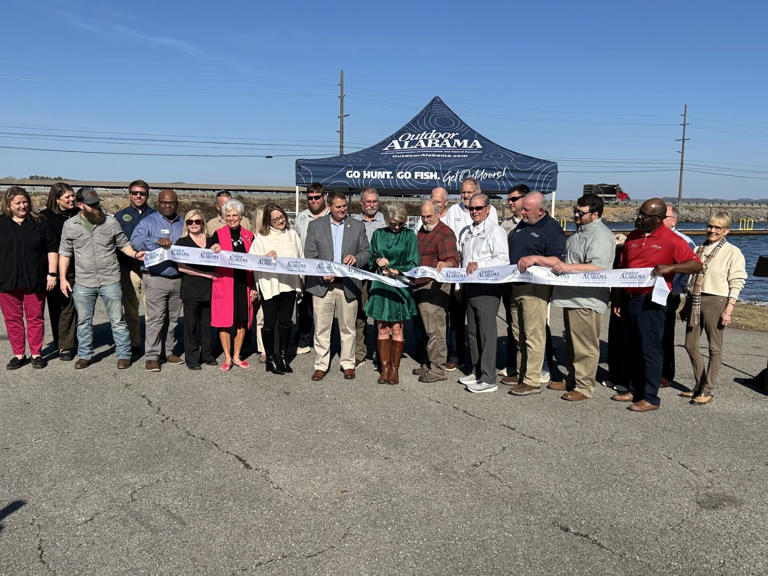Ribbon-cutting celebrates reopening of Brown’s Creek Public Boat Ramp ...
