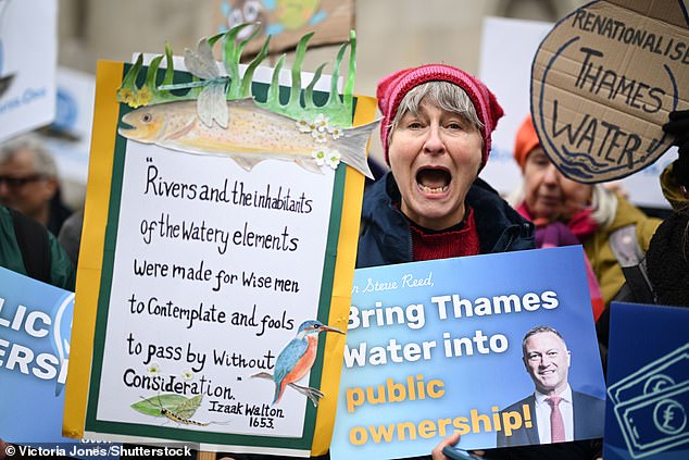 Thames Water seeks £3bn bailout to avoid administration