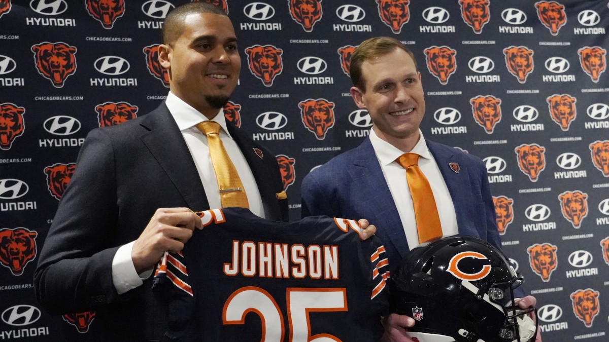 Details Emerge on Bears' Extension Plans for GM Ryan Poles