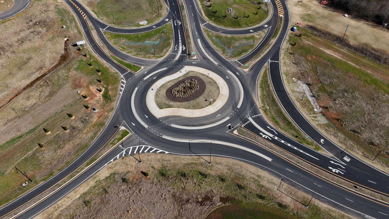 What is a turbo roundabout? Drivers in Jefferson County learning how to navigate it