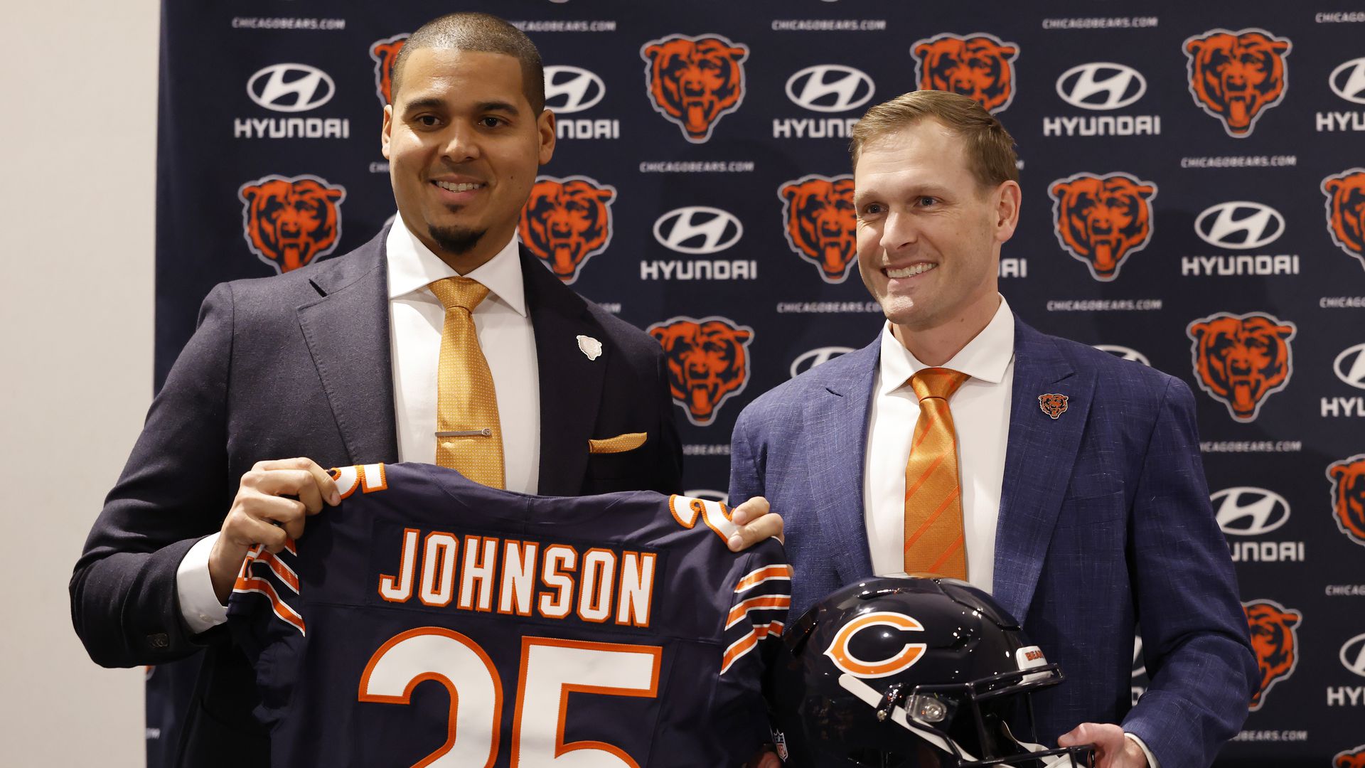 Some contract clarity for Chicago Bears’ Ryan Poles and Ben Johnson