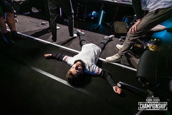 初の日本開催のApex Legends世界大会を制したのはGoNext Esports！ 試合直後に色々聞いてみた