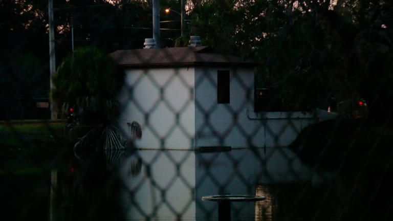 Risks with current Artemis 3 moon landing plan 'may be too high,' NASA ...