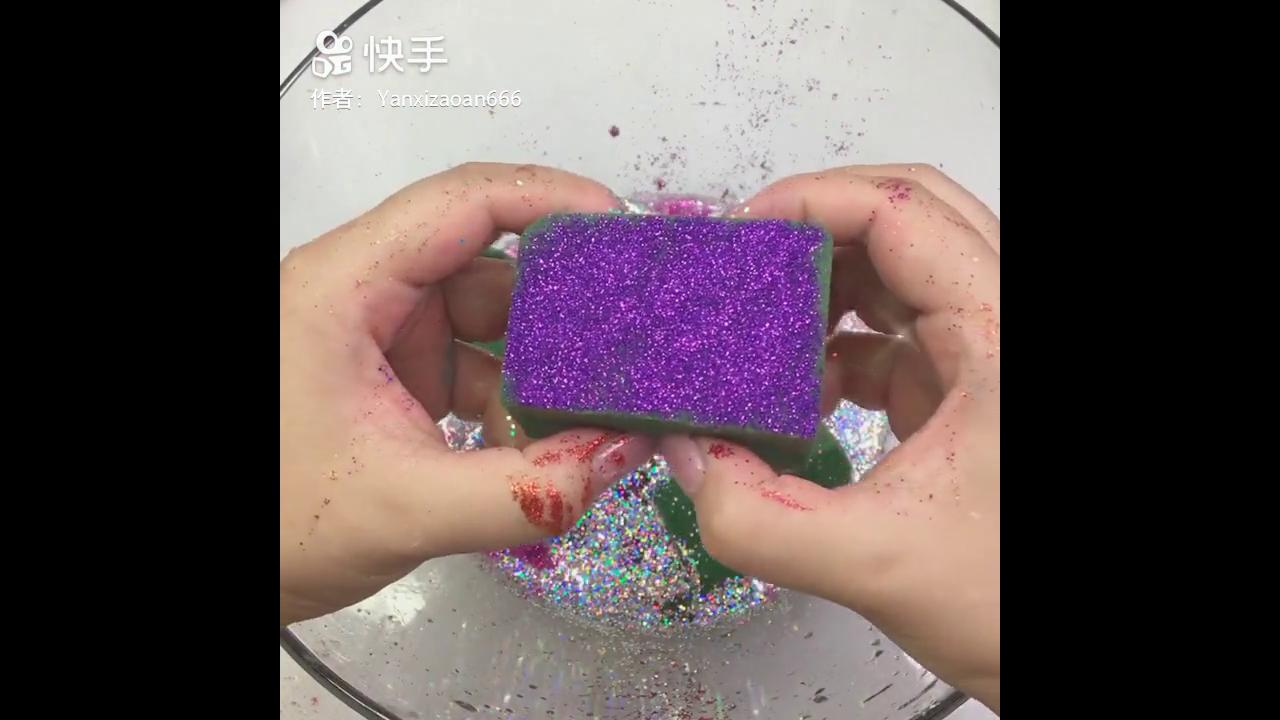 Satisfying Colorful Glittery Wet Foam Squeezing