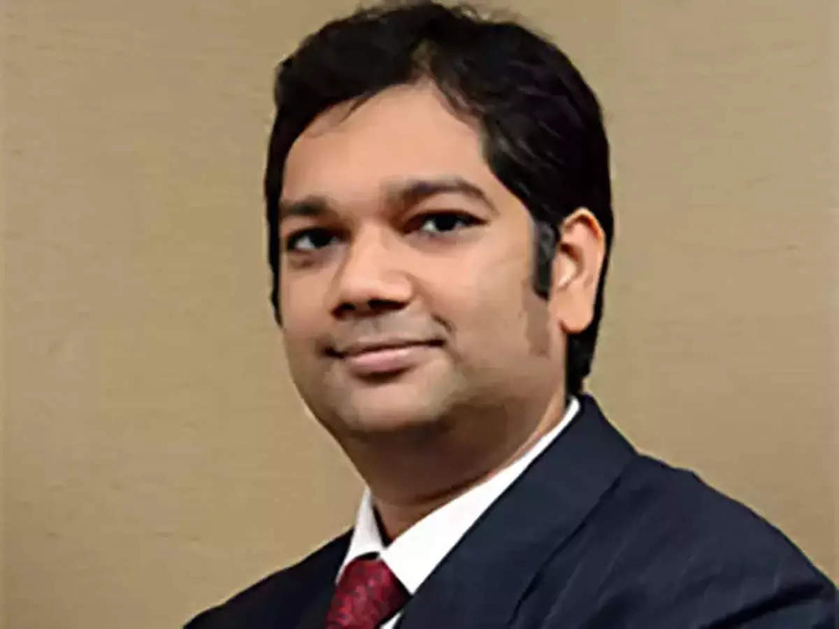 Stock market weakness to persist; selective approach key: Rahul Shah