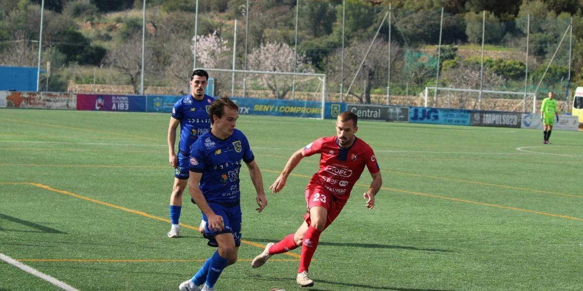 El Olot recupera la armonía con Roger Vidal