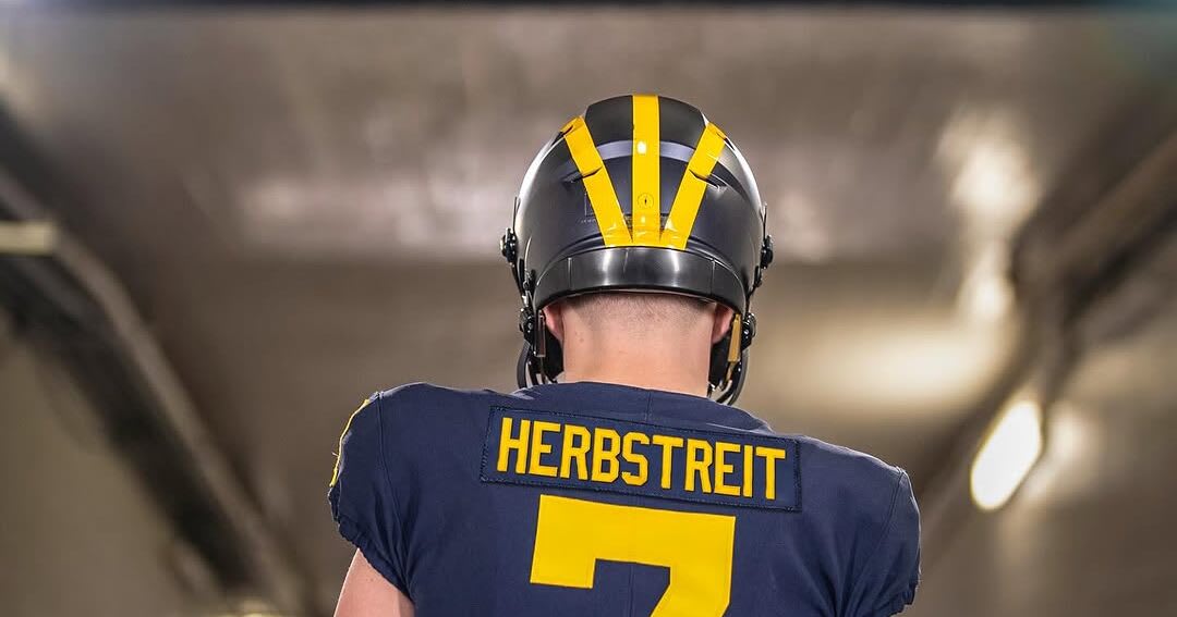 Kirk Herbstreit, 2025 Michigan QB signee Chase Herbstreit pictured in ...