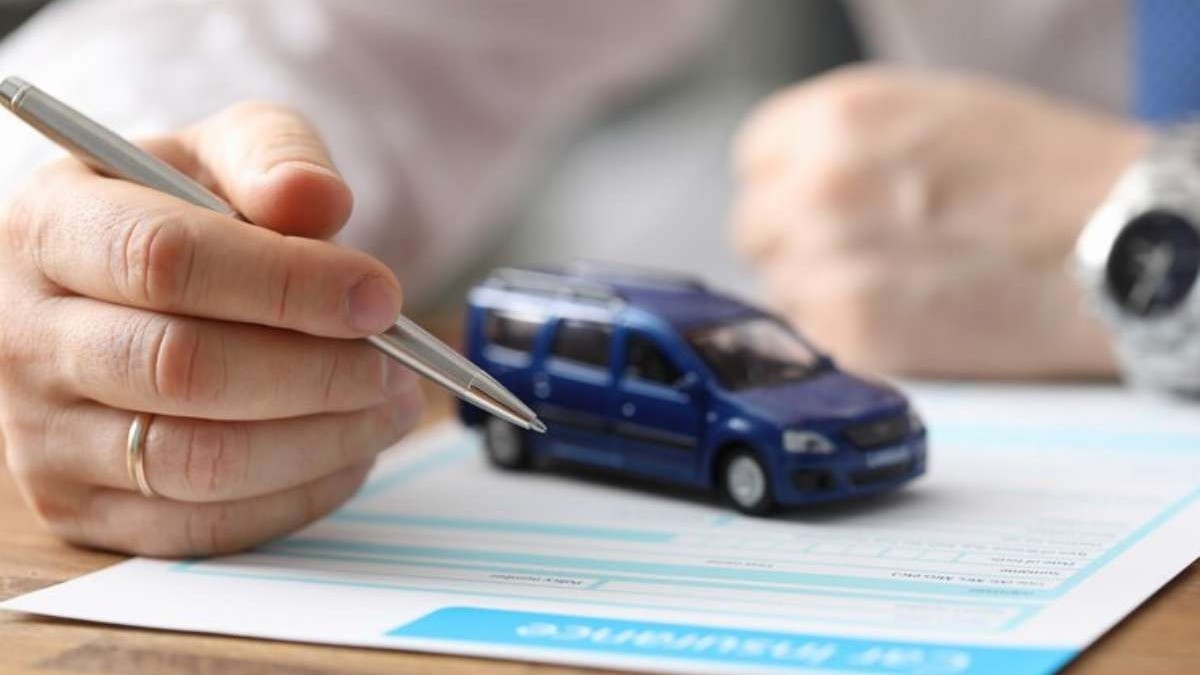 How to reduce the cost of your auto insurance without sacrificing coverage