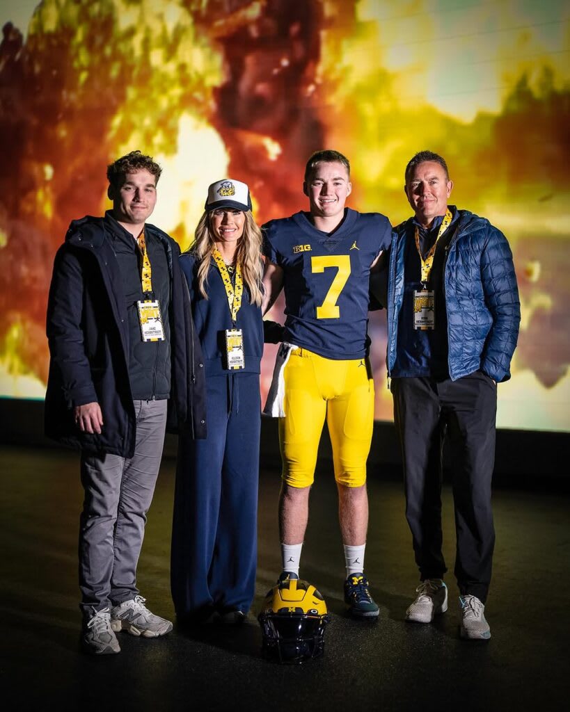 Kirk Herbstreit, 2025 Michigan QB signee Chase Herbstreit pictured in ...