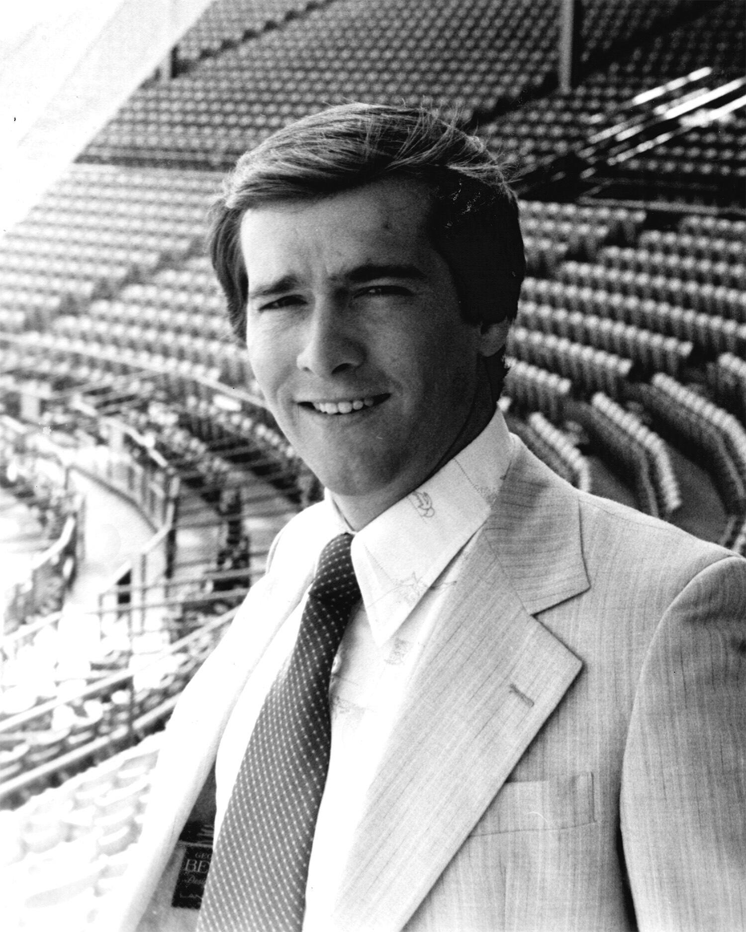 Longtime WOWT anchor John Knicely announces his retirement from television