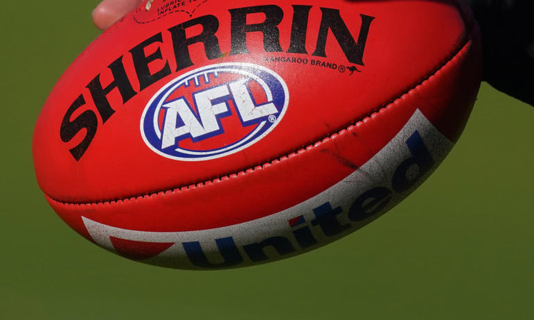 Dale Tapping: AFL club Essendon is thrown into mourning after the ...