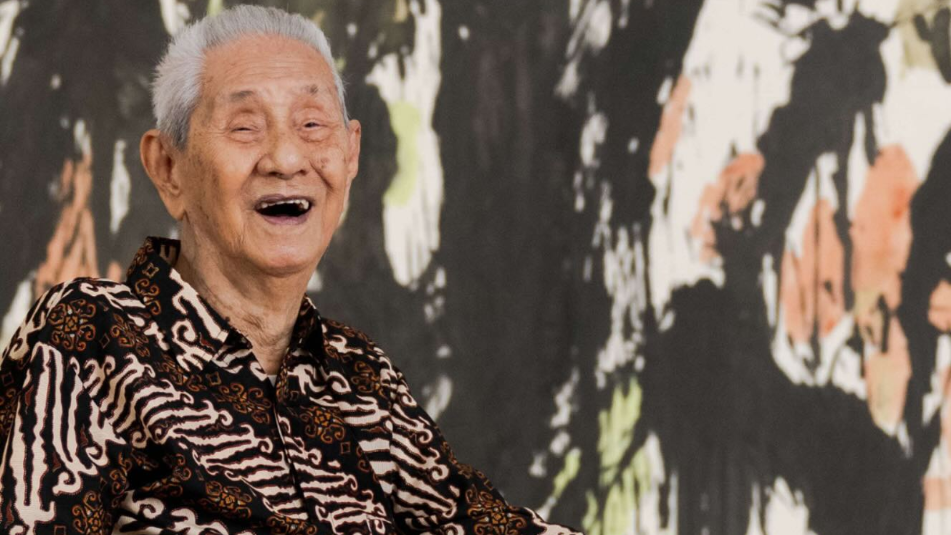 Singapore's national treasure, ink artist Lim Tze Peng, passes at 103