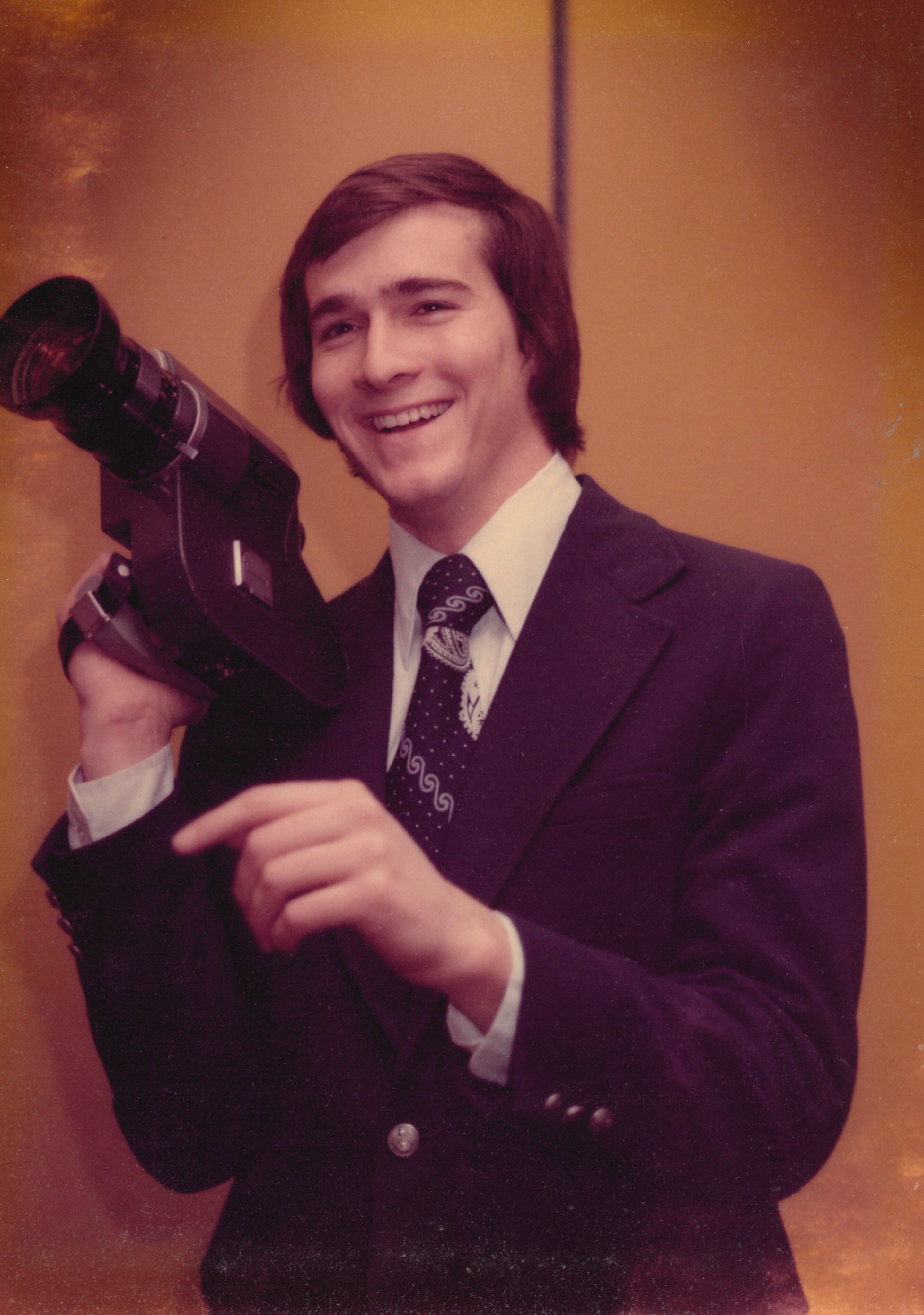 Longtime WOWT anchor John Knicely announces his retirement from television