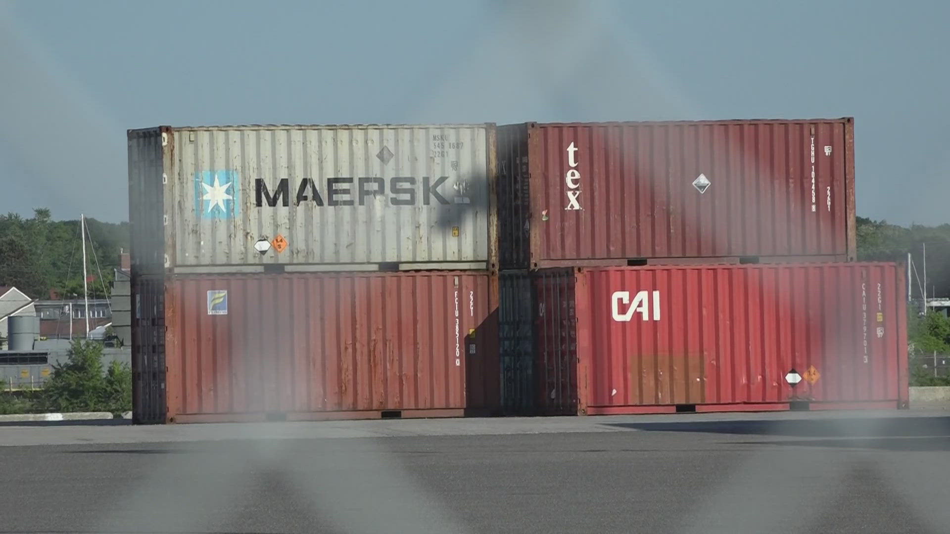 Trump agrees to pause tariffs on Mexico, Canada after pledge to boost ...