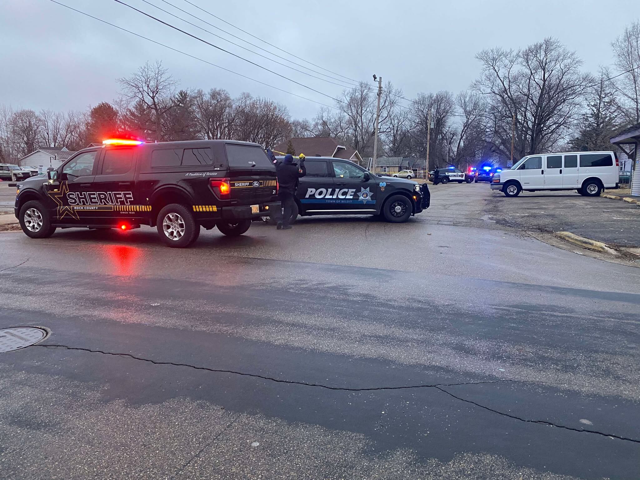 Rock Co. sheriff investigates deadly Town of Beloit shooting