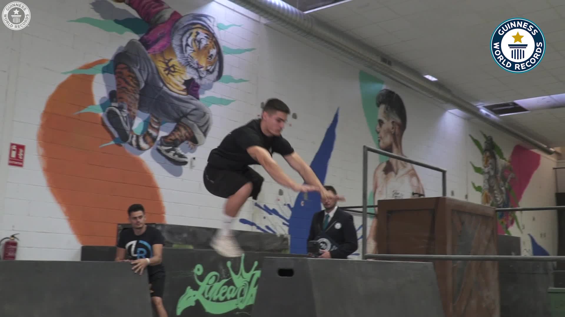 Rubén sets new Guinness World Records title in parkour dash jump