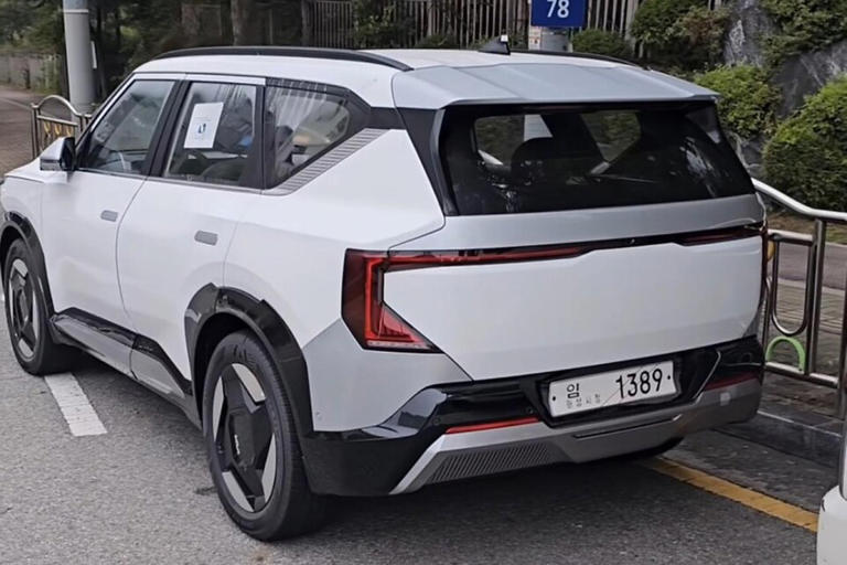 "스포티지급 전기 SUV" 기아, 'EV5' 국내 포착. NCM 배터리 탑재
