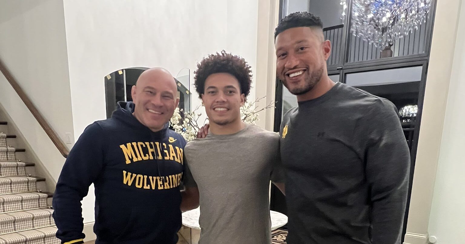 Michigan wrestling head coach visits son of Notre Dame head football ...