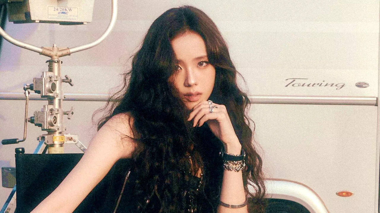 Jisoo To Bring LIGHTS, LOVE, ACTION! Announces First Solo Asia Fanmeet ...