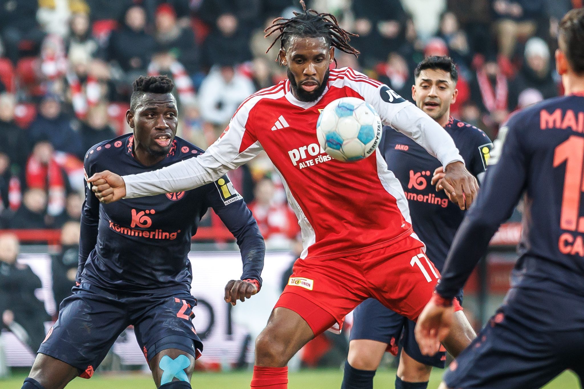 1. FC Union gibt Angreifer Siebatcheu an Jugendverein ab