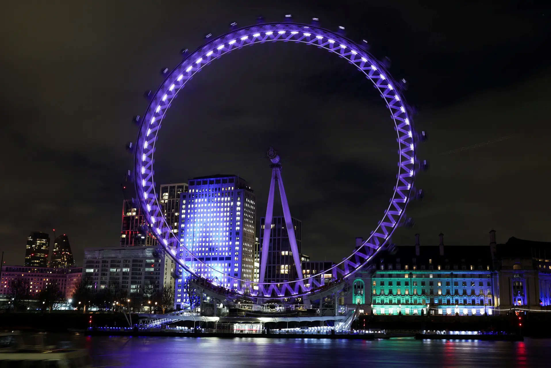 Move over London Eye! Mumbai's getting its own giant ferris wheel soon