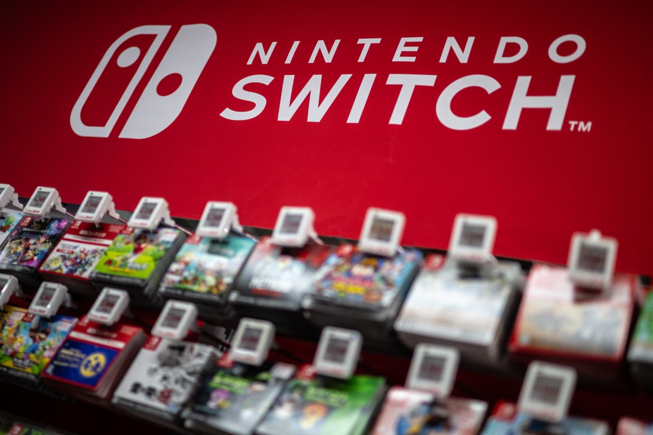 Nintendo Cuts Earnings, Switch Sales Guidance Amid Profit Slump
