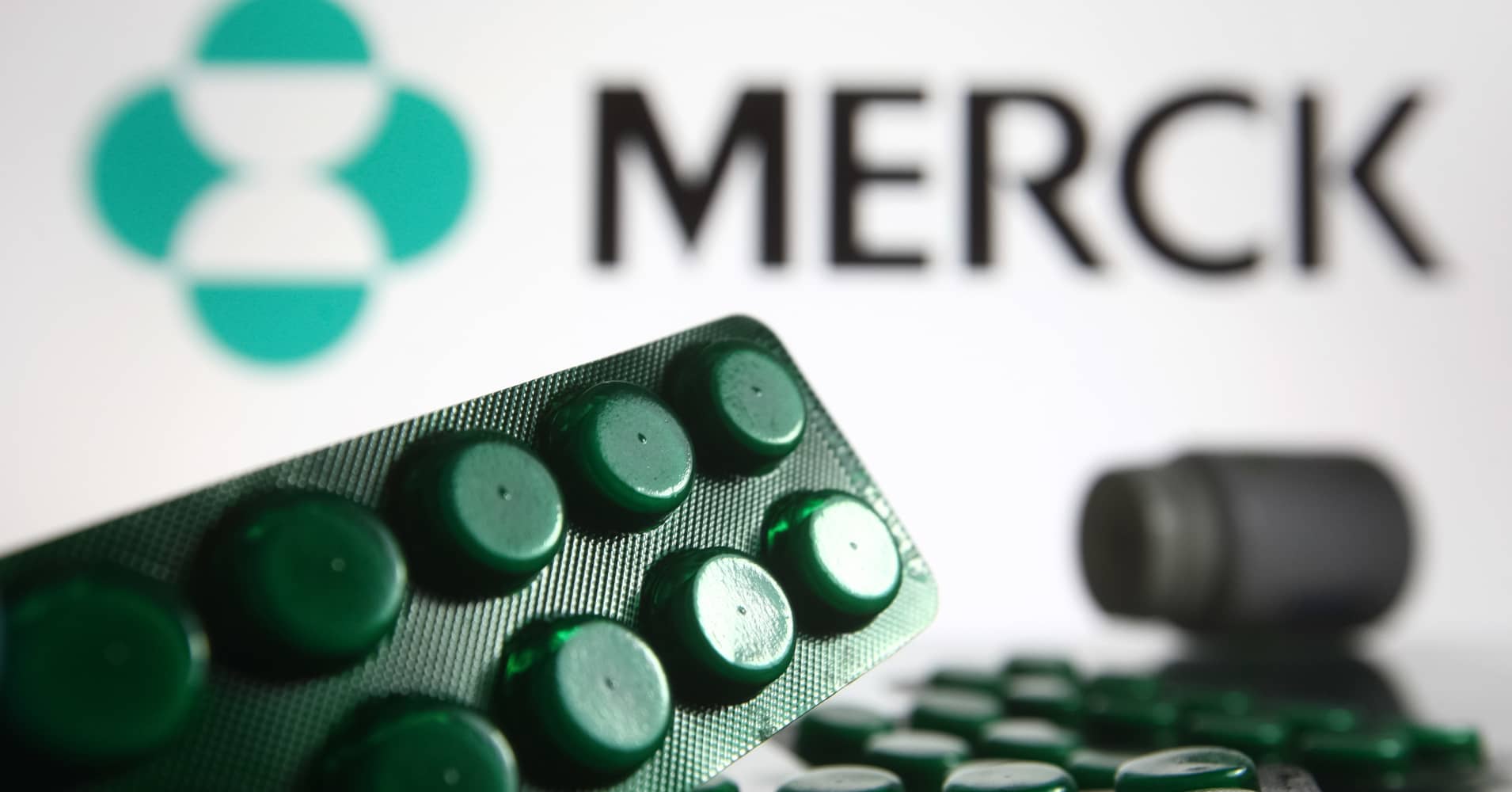 Merck shares plunge as company pauses Gardasil vaccine shipments in ...