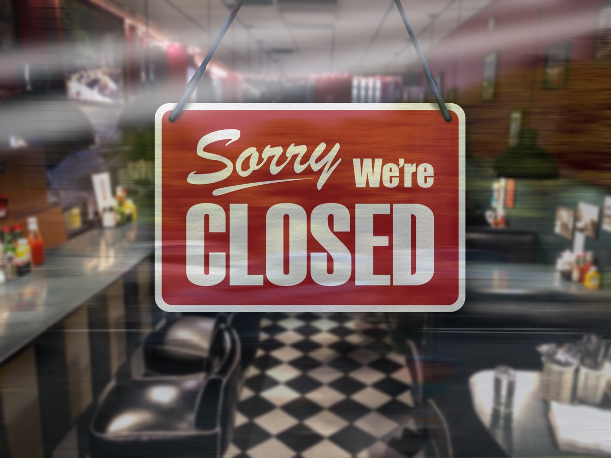 Once-Legendary Restaurant Chain Shutters 30 Locations After "Epic Mess"