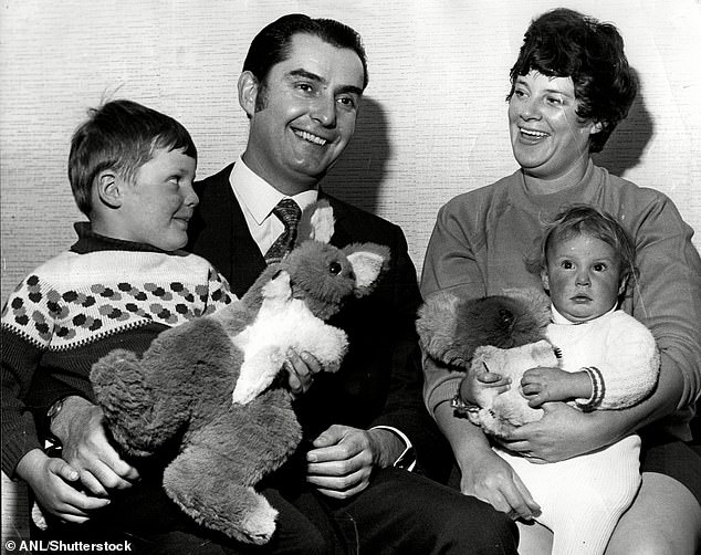 Snooker legend Ray Reardon huge will is revealed after his death at 91