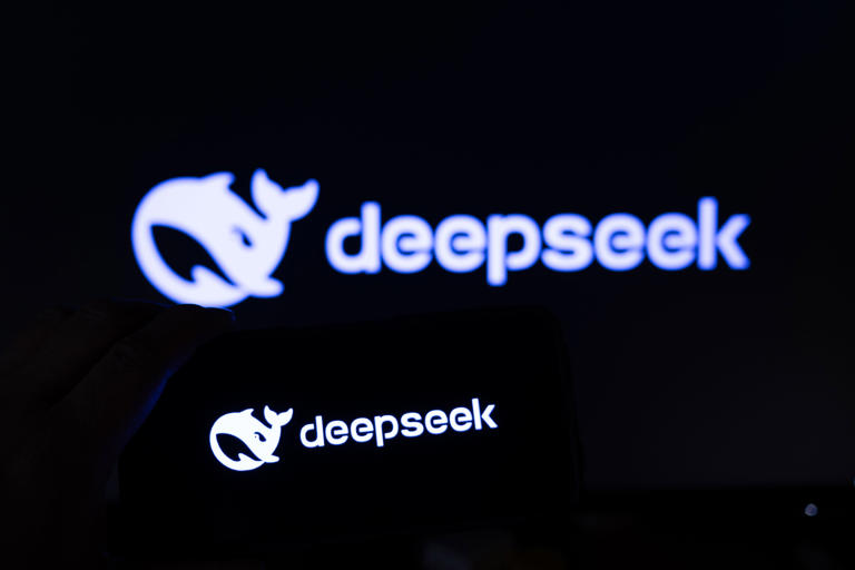 Chinese AI chatbot DeepSeek banned from government devices over ... Chinese AI chatbot DeepSeek banned from government devices over ...